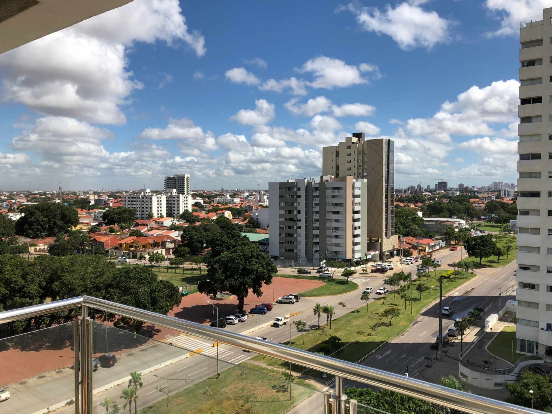 Av Beni, Edificio Panorama Concepts. (Al frente del Parque Los Mangales II) | UltraCasas.com $us ...