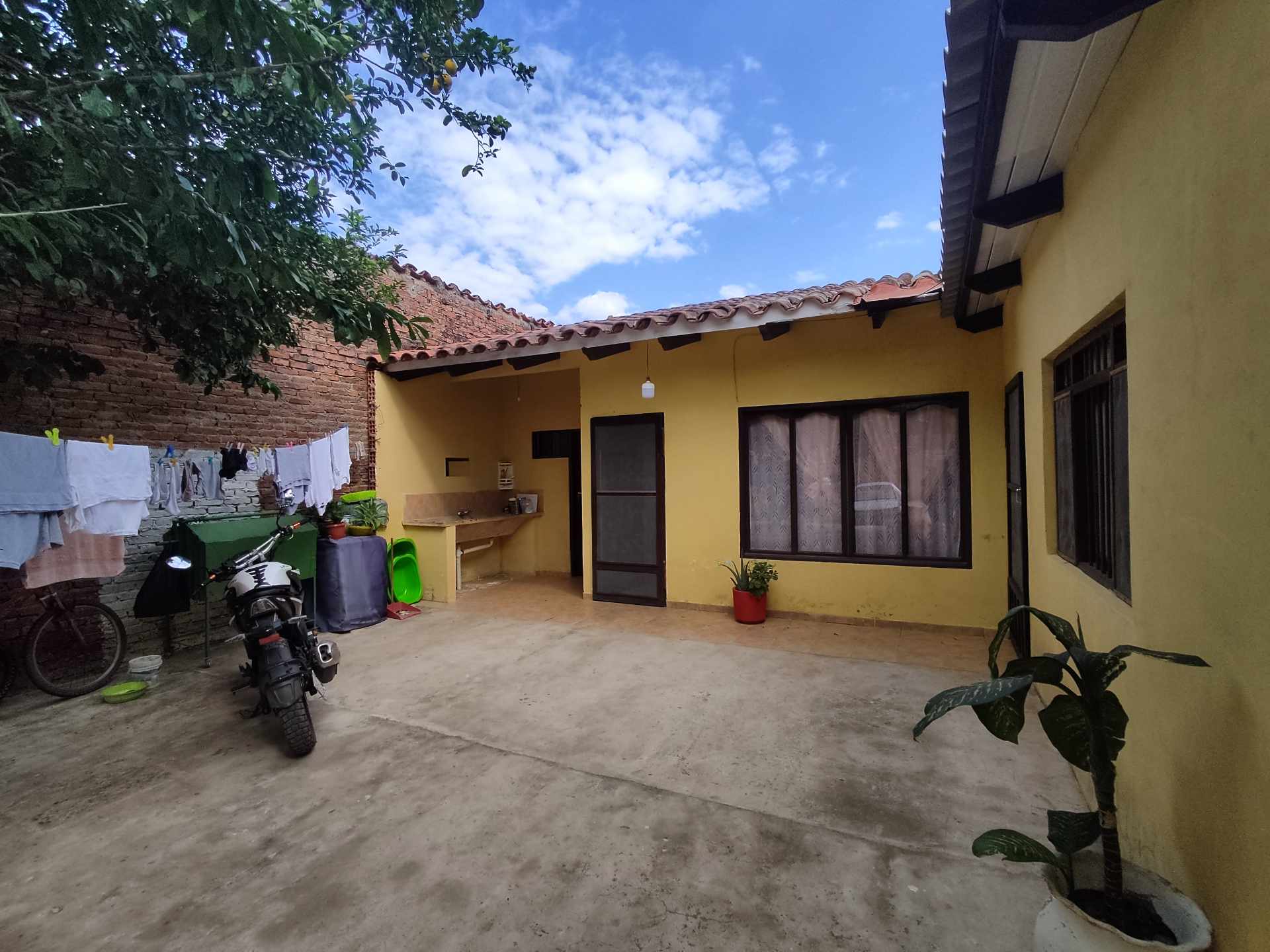 Zona Norte, 5to Anillo y Av. Juan Pablo II | UltraCasas.com $us 82,000 [UC-995864]