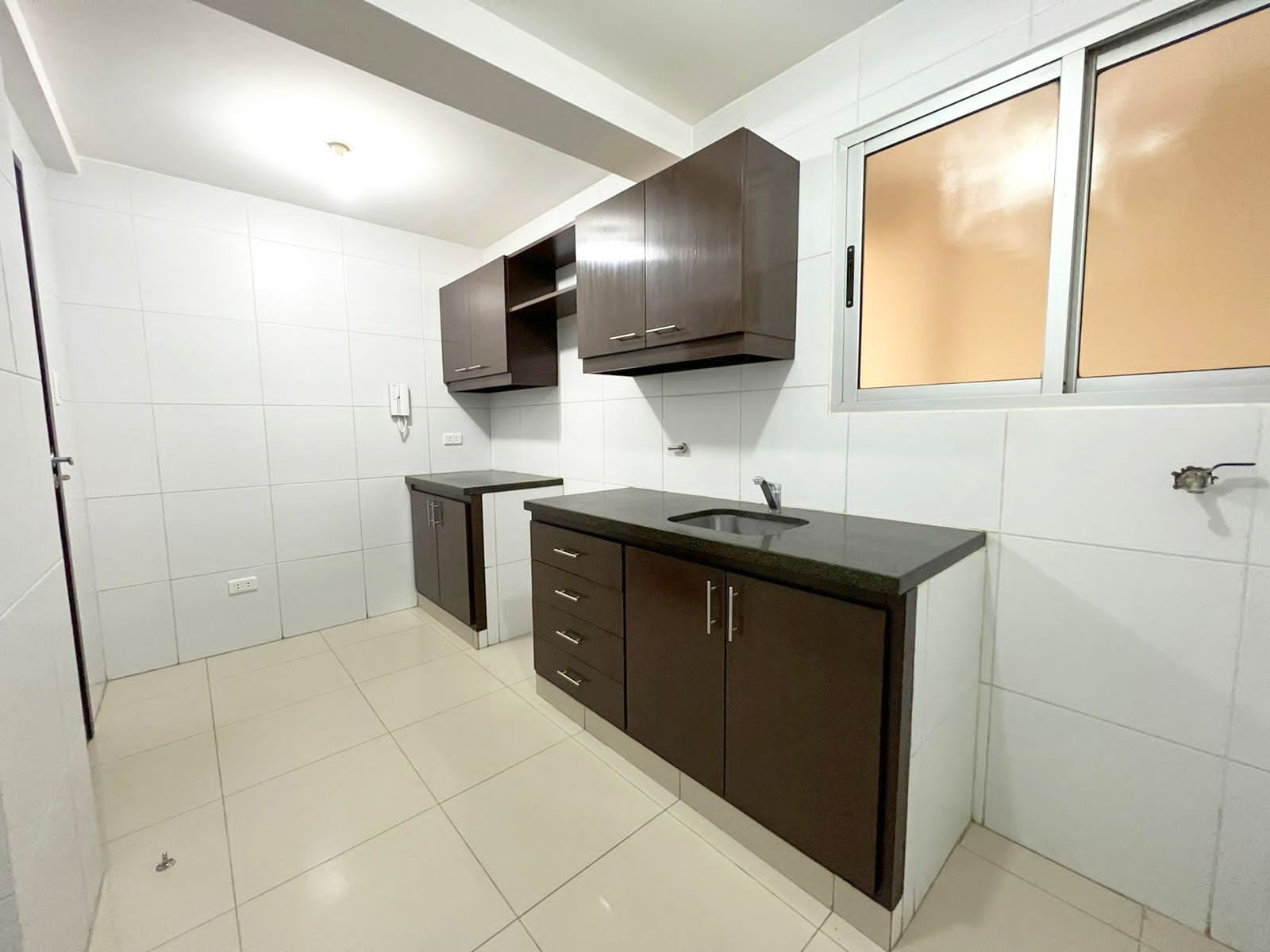 Av. Busch y 4to. anillo | UltraCasas.com $us 59,000 [UC-985410]