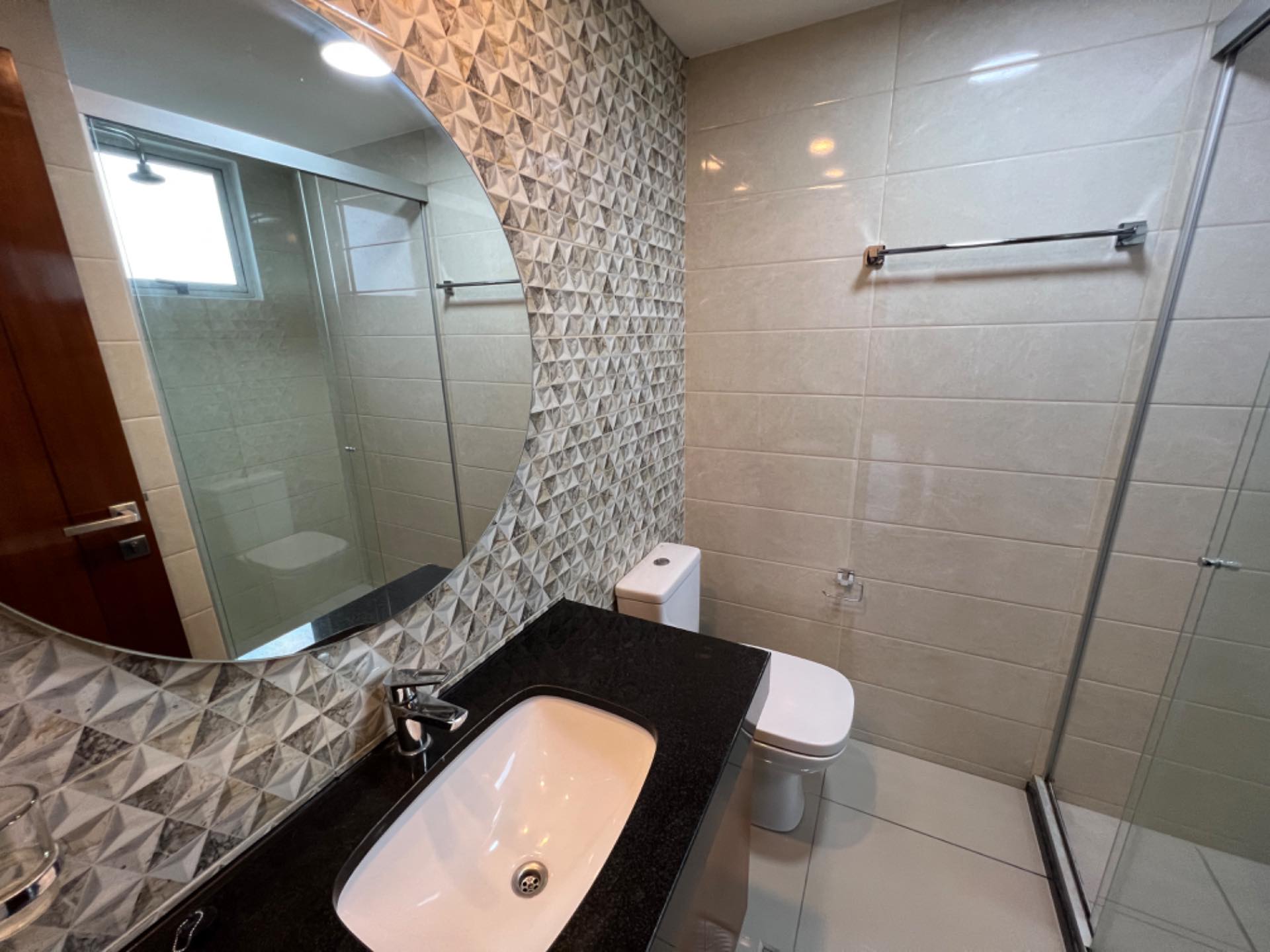 Av. Los Cusis, Condominio Macororo 10 | UltraCasas.com $us 600 [UC-980900]