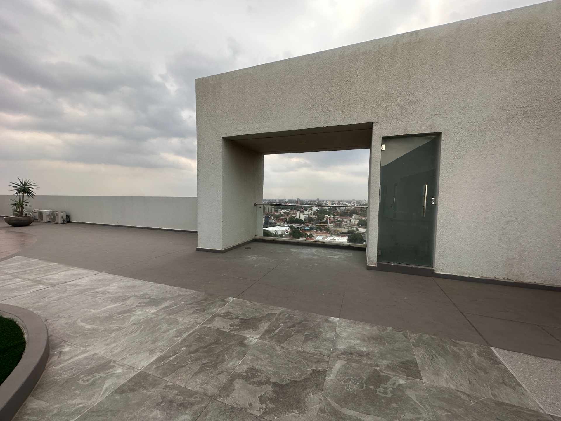 Edificio VENTO, Av. Alemana entre 2do y 3er Anillo. | UltraCasas.com $us 699 [UC-1011796]