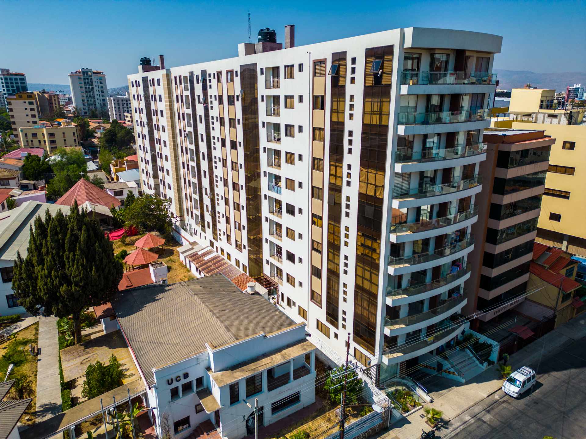 GARZONIER AMOBLADO EN ALQUIER PISO 7 - ZONA RAMON RIVERO | UltraCasas ...